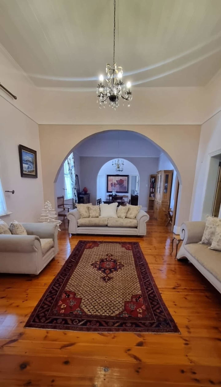 14th On West - Graaff-Reinet