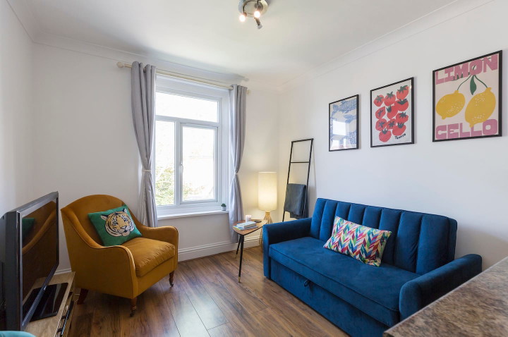 Vibrant One Bed Flat Near The Sea - Havant