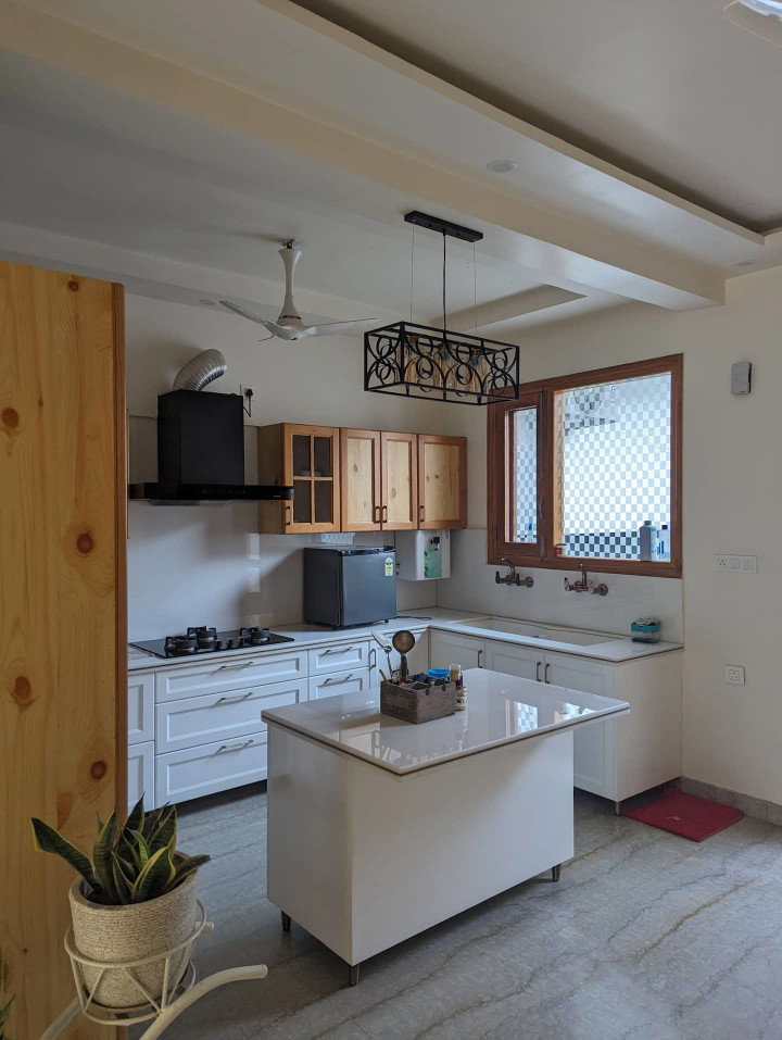 Luxury, Modern 2bhk Near Jubilee Walk - Sahibzada Ajit Singh Nagar