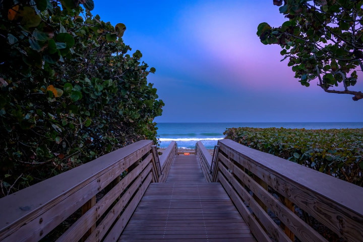 Juprent's Posh Paradise -Best Location -2bed/2bath - Jupiter, FL