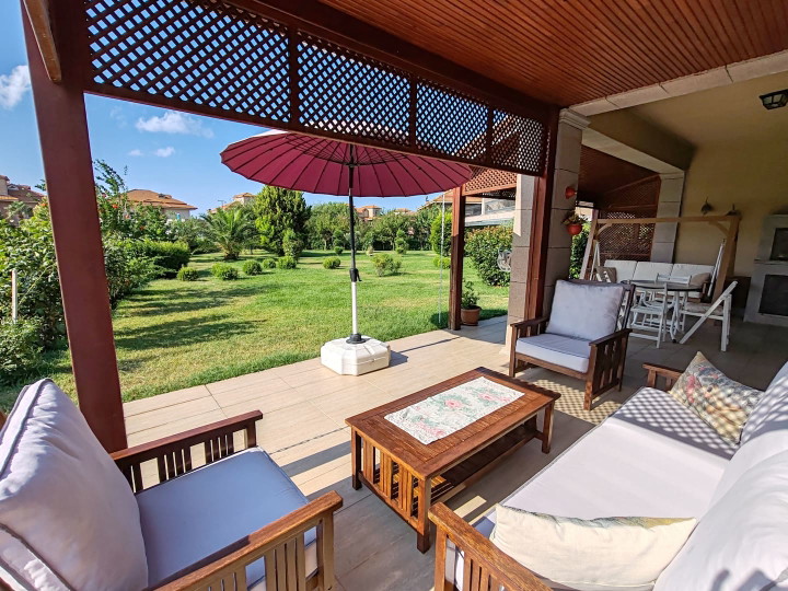 Garden Floor Flat In A Complex With Pool - Silivri