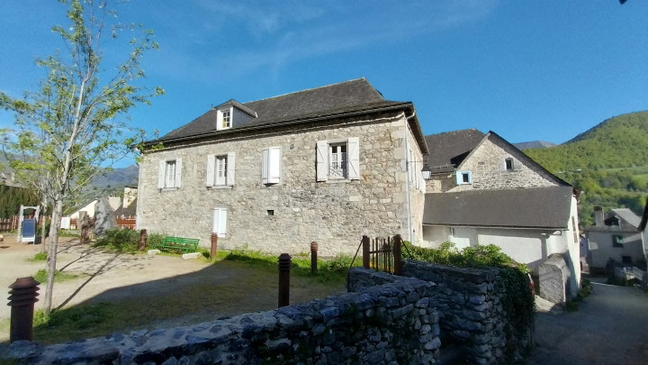 Au Coeur Du Village De Lescun - La Pierre Saint Martin