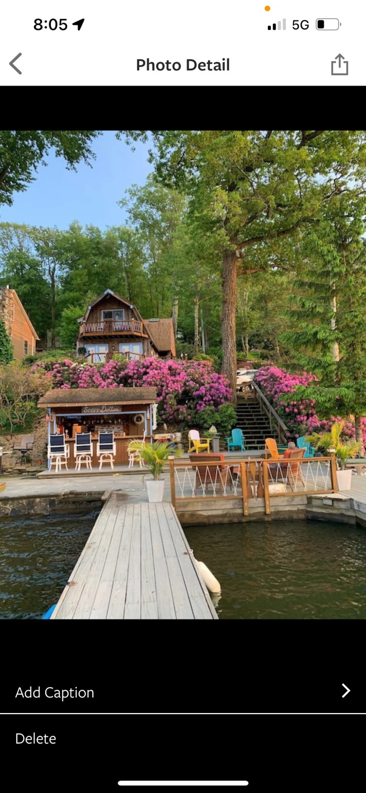Charming Lakehouse On The Water - Andover, NJ