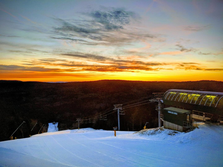 Great Views Ac Ski In Ski Out!  Fireplace! Hot Tub - Snowshoe, WV