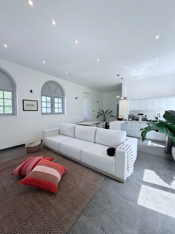 Alfred Place Loft | Private Terrace - Colombo