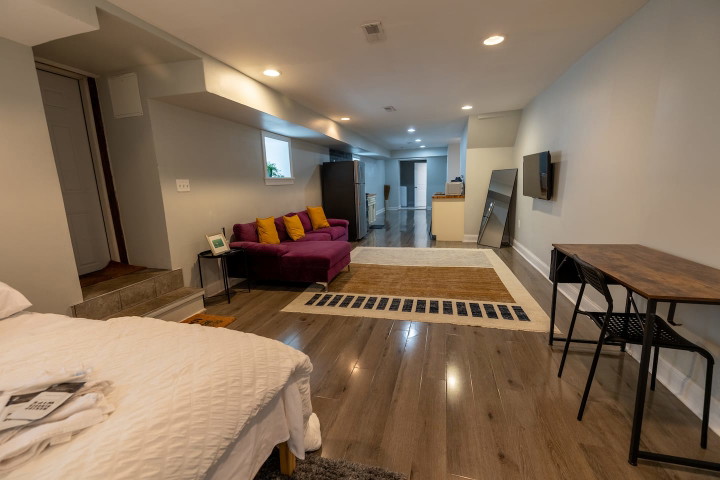 Huge Studio  Sleeps 4  10 Min Train To Downtown - Chester, PA