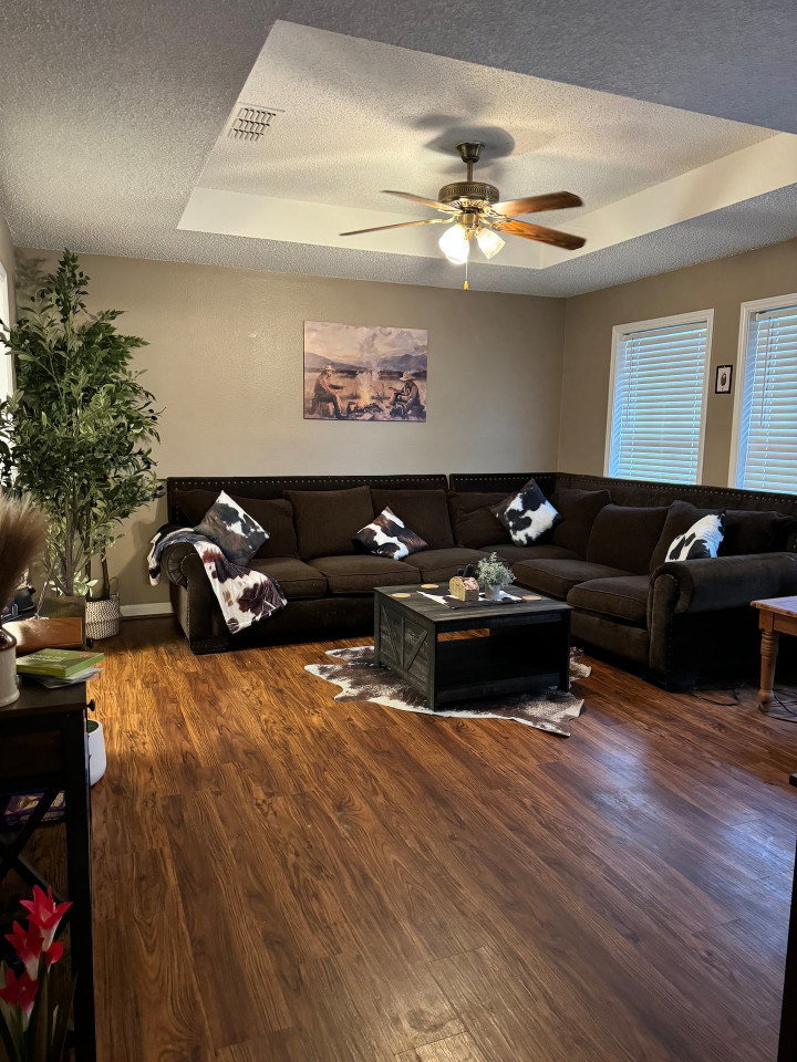 Pet-friendly Blue Ridge Bunkhouse - BarnHill Vineyard, Anna