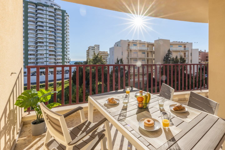 Behappy 4min -Beach W/ocean View And Sunny Balcony - Faro District