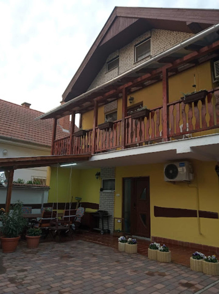 Bazsi Apartman (Teljes Ház) - Hungary
