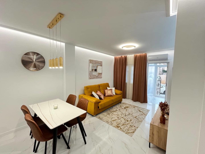 Beautiful Bungalow In Torrevieja - Torrevieja