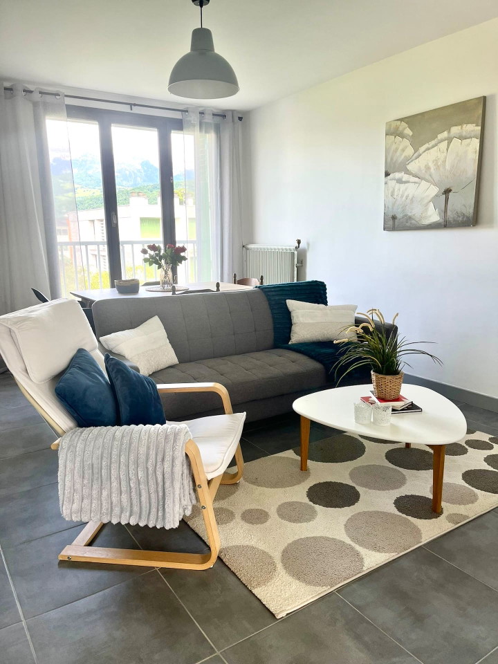 Profitez De 3 Chambres Et Du Parking Gratuit ! - Grenoble