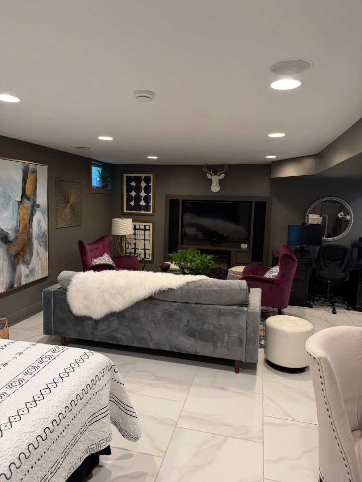 Absolutely Gorgeous Quiet Convenient With Garage - Omaha, NE