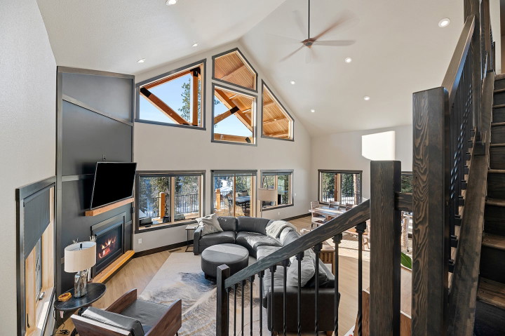 Valley Vista Retreat - New 5br Cabin - Deadwood, SD