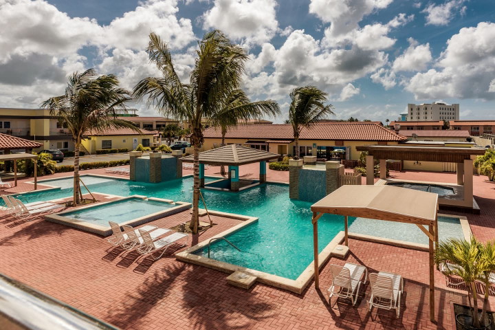 50% Off - Apt (1br,1bt) Walk To Eagle Beach! - Aruba