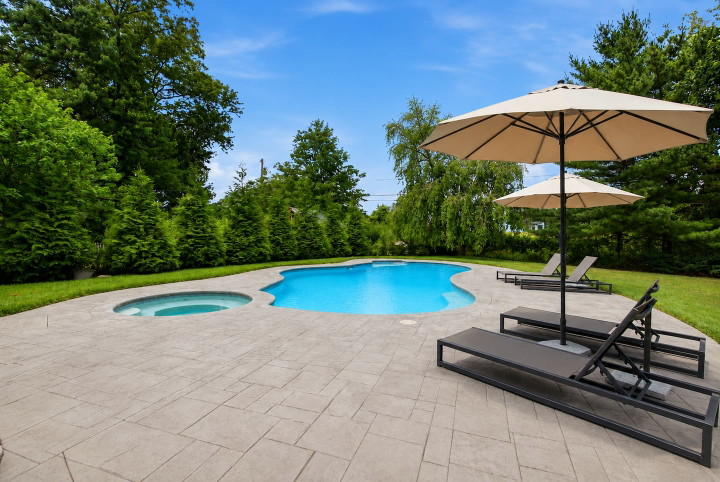 Peaceful+pool+fire Pit+grill+luxury Primary Suite - Stamford, CT