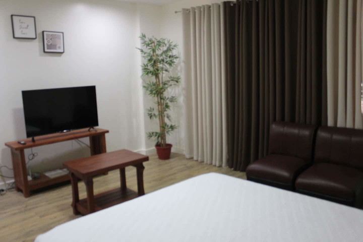 Studio-type Condo Unit With Free Pool Access - Bataan