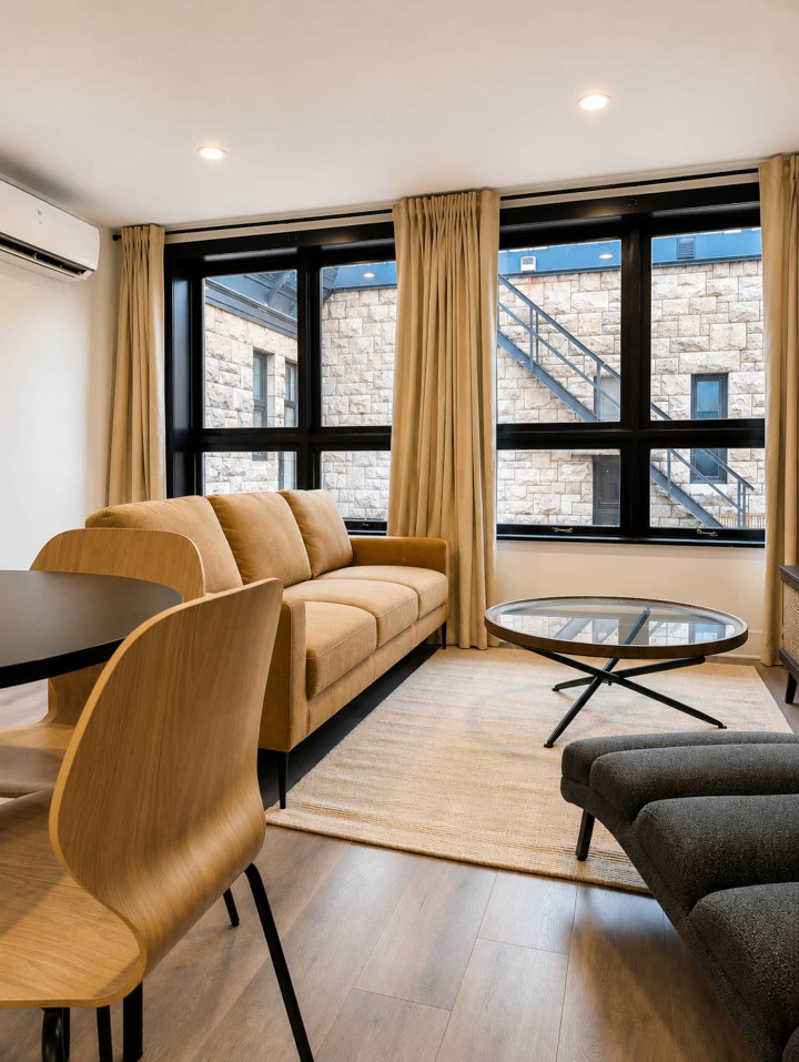The Courtyard Suite - Renfrew