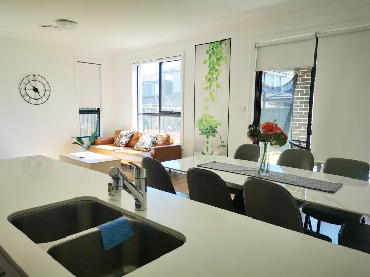 Spacious 5b 3bath In Colebee Close To Marsden Park - ブラックタウン