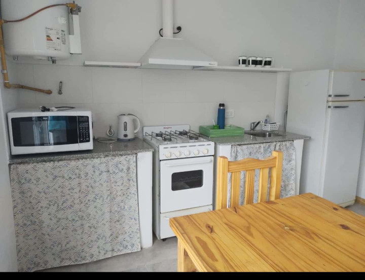 Casa Dos Dormitorios, Dos Baños. - Trenque Lauquen