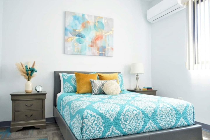 E2 Caribbean Series: Studio 3 Blocks From Access - Mexicali