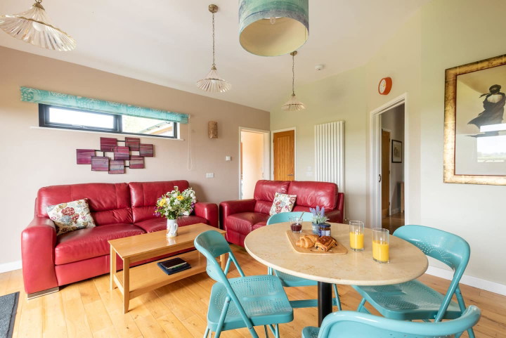 Primrose Lodge - Tor Farm Lodges - Private Hot Tub - Cheddar