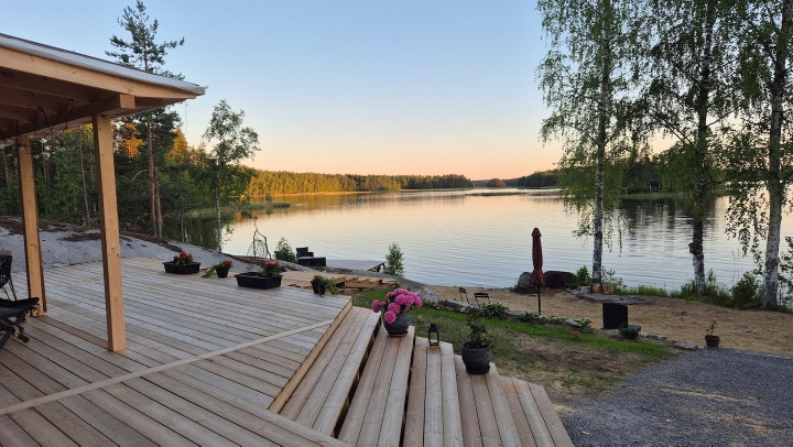 Pieni Rantasauna Saimaan Rannalla - Finland