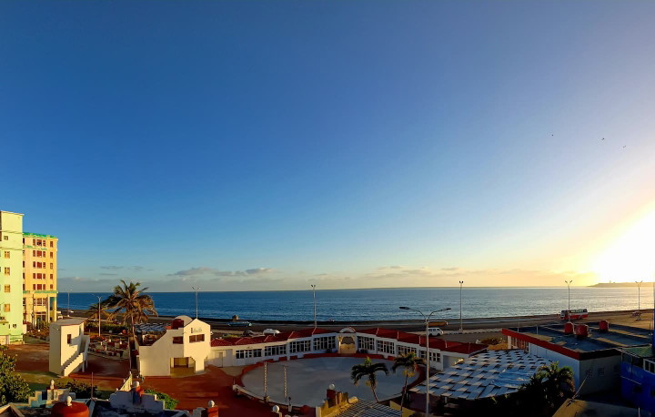 Sea View & Art - Havana