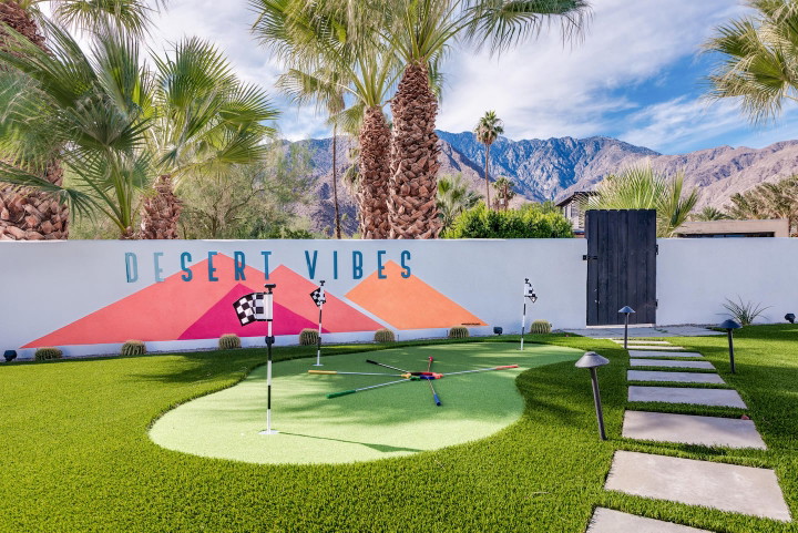 Ps Desert Vibes: Style And Charm For Days And Nights Of Fabulous Fun - Palm Springs