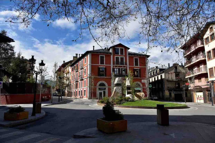 Apartamento  En Corazon Historico De Puigcerda - Puigcerdà
