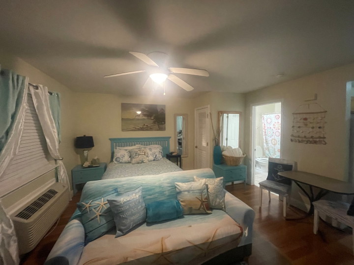 Beachside Love Nest Close To Keesler - Biloxi, MS