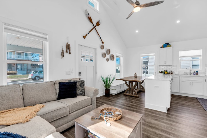 Porch | Bbq | Coffee Maker | Parking - Point Pleasant Beach, NJ