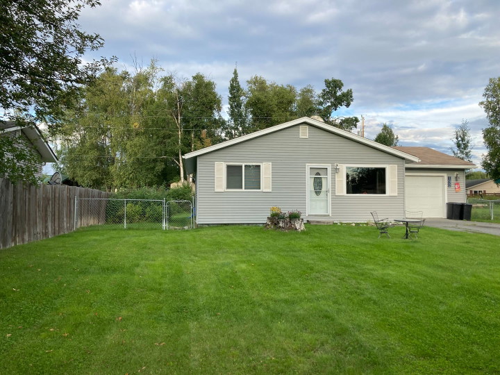 3 Bedroom Close To River And Beach. - Alaska