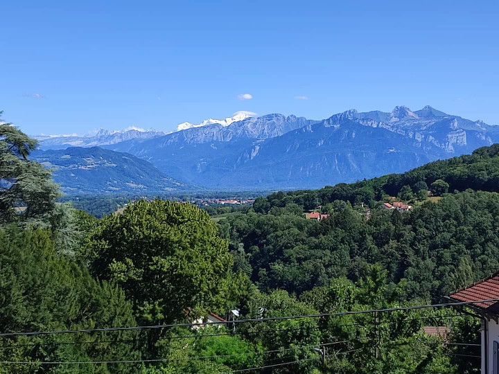Maison Mitoyenne Duplex Avec Vue Sur Le Mont-blanc - Annemasse
