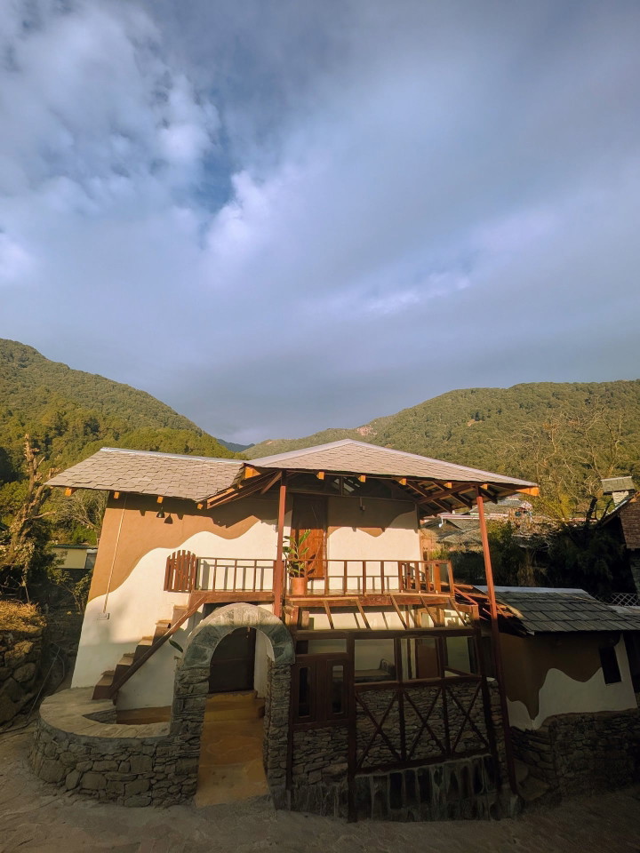Prāna: Private Mud Cottage In The Mountains - Bir