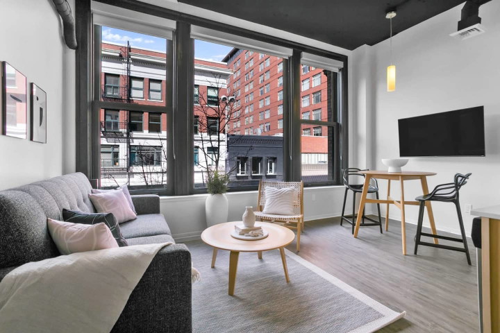 Classy Downtown Stay! Walk 2 Everything In Spokane - Spokane, WA