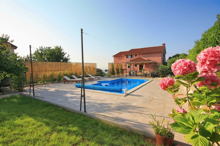 Mooi Appartement Selci **** Gelegen In Het Privé Huis Met Het Privé Zwembad - Rijeka