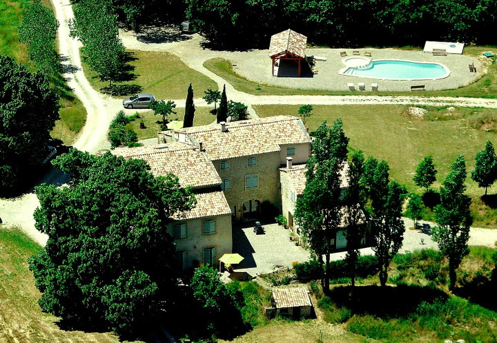 Masure: Spacious Cottage With Pool In The Countryside - Livron-sur-Drôme