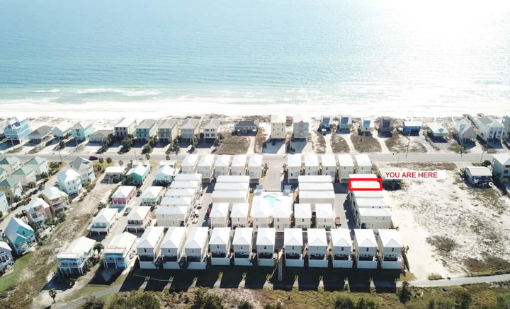 Steps To Beach | 7 Separate Beds | Pets | Grill - Alabama