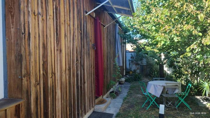 Maison Indépendante Avec Jardinet - Bègles