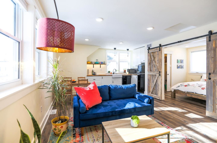 Lake Hiawatha Carriage House Near Light Rail - Minneapolis, MN