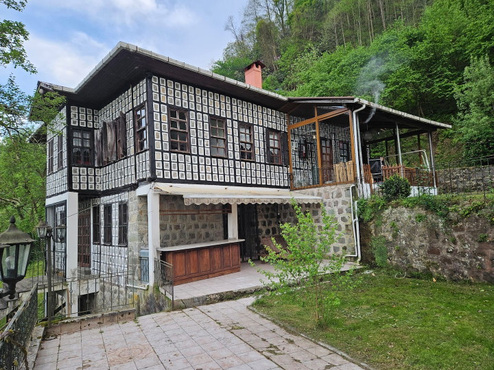 Osman Orhon Konağı - Rize