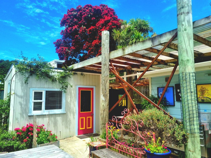 "Newtown Oasis" Self Contained + Breakfast - New Zealand