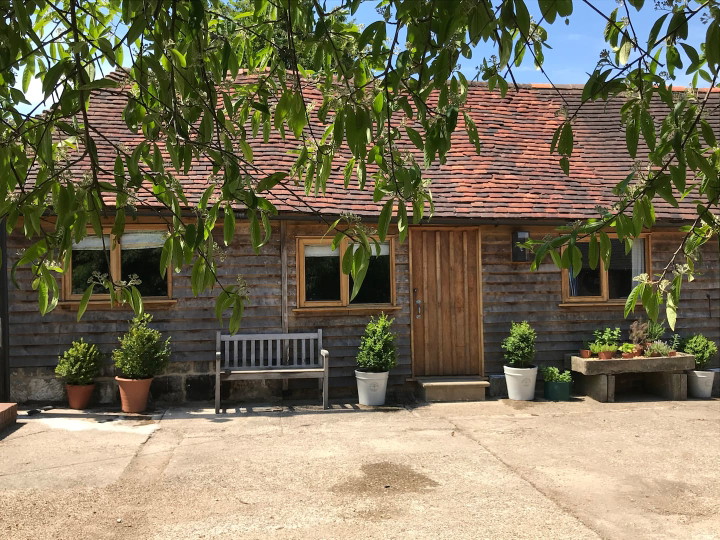 Delightful Cottage In High Weald Farm Setting - East Sussex