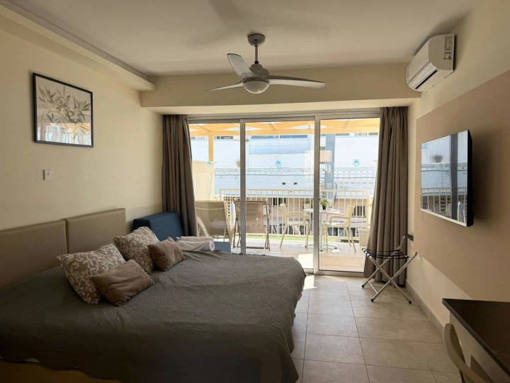 Side Seaview Studio, Breakfast Inc. - Paphos