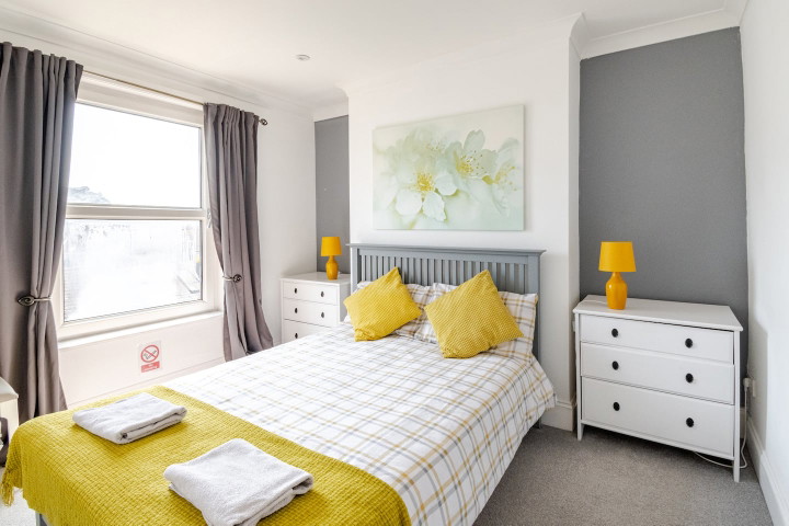 Castle View 2 Bedroom Apartment In Town Centre - Saint Leonards