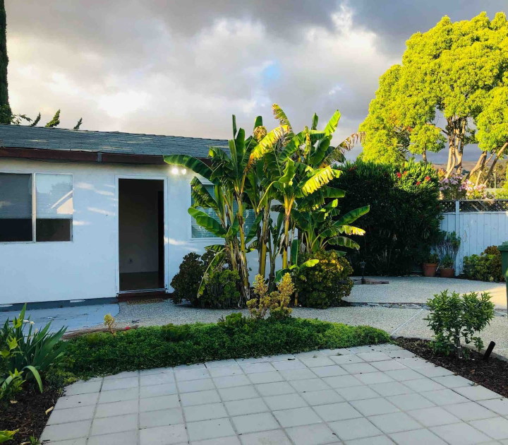 Banana Tree Lodge Private Entry 1b/1b Guest Suite - San Jose, CA