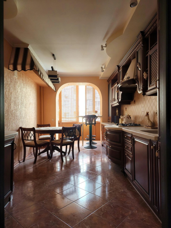 Cozy Province Style Luxury 2br - Uzhhorod