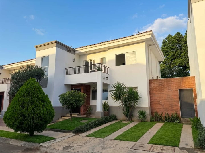 Casa Diamante - 3 Bedrooms + Pool And Terrace - Managua