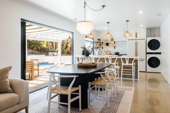 Luxurious Palm Grove: Heated Pool, Luxe King, Spa - Carlsbad, CA