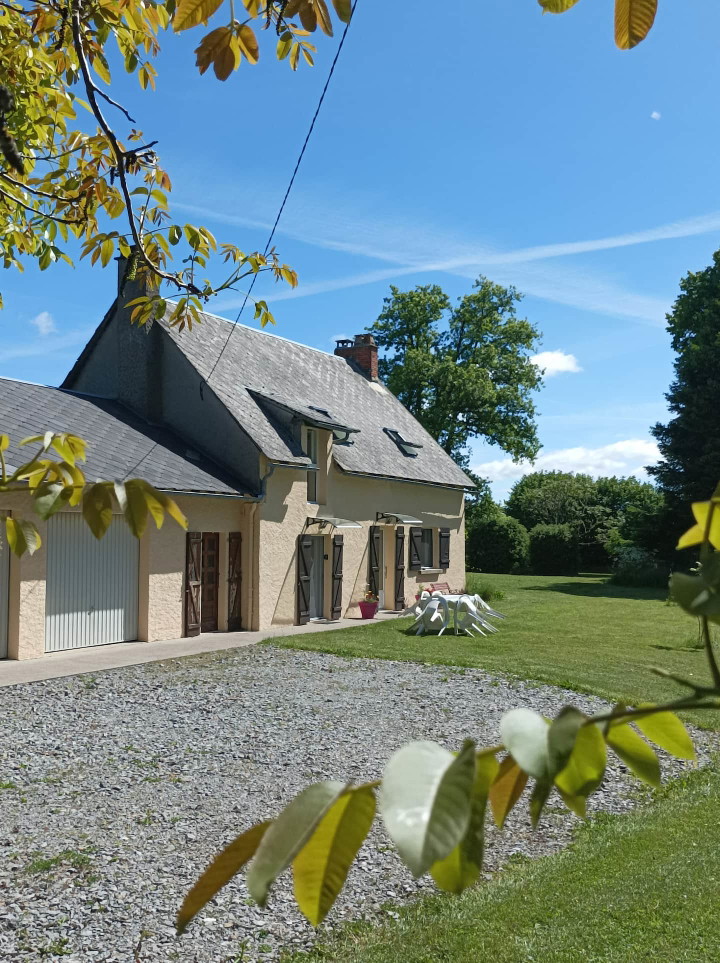 Gîte Hors Du Temps - Nature Et Détente - Corrèze
